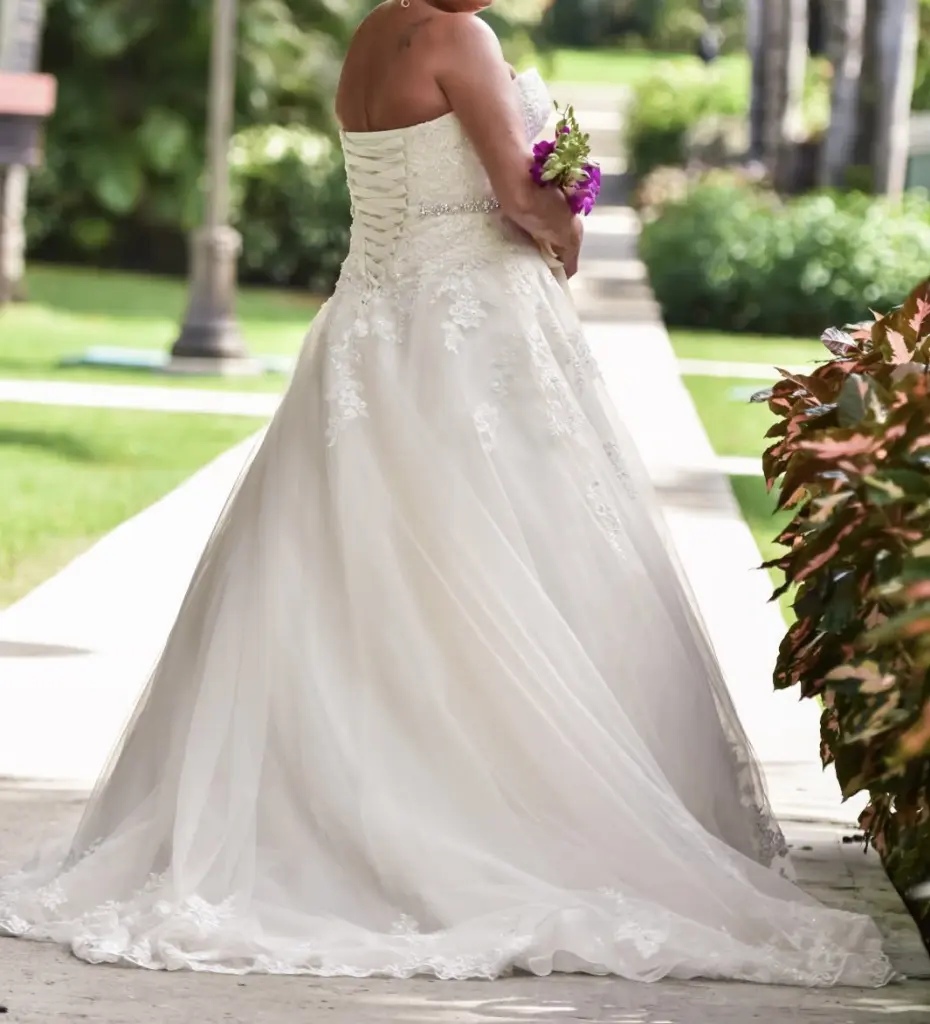 Wed2Be Aviva Bride Lace Bodice Dress Size 12 Blush - on Bride2bride