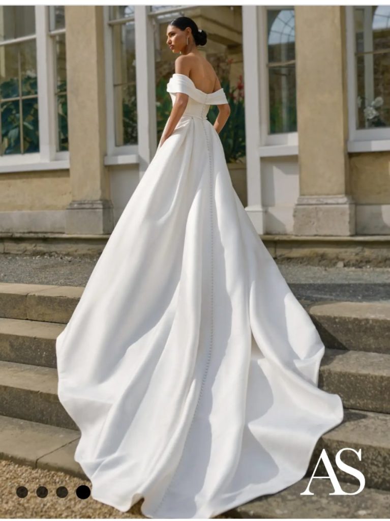 Appolina Wedding Dress Size 18 (Wed2B) Brand New In Cover And Box - on ...